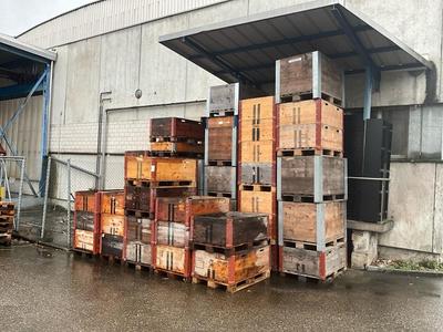 Stacking Boxes | Dome Auctions